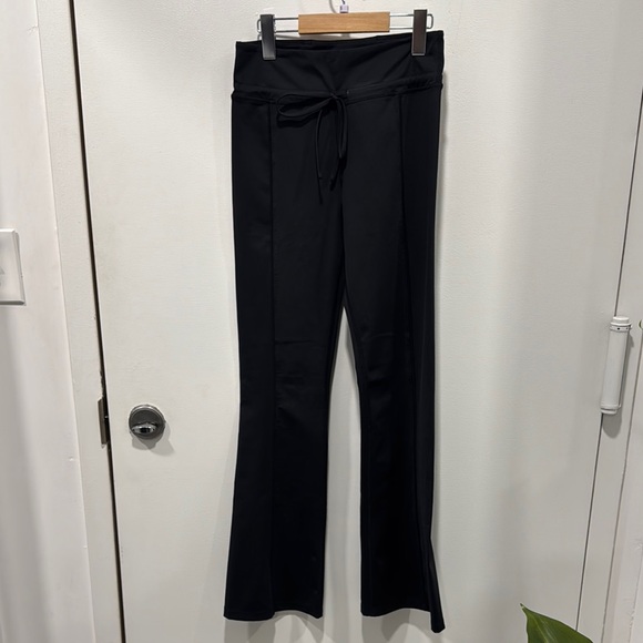 kate spade | Pants & Jumpsuits | Kate Spade New York Studio Flare Yoga ...